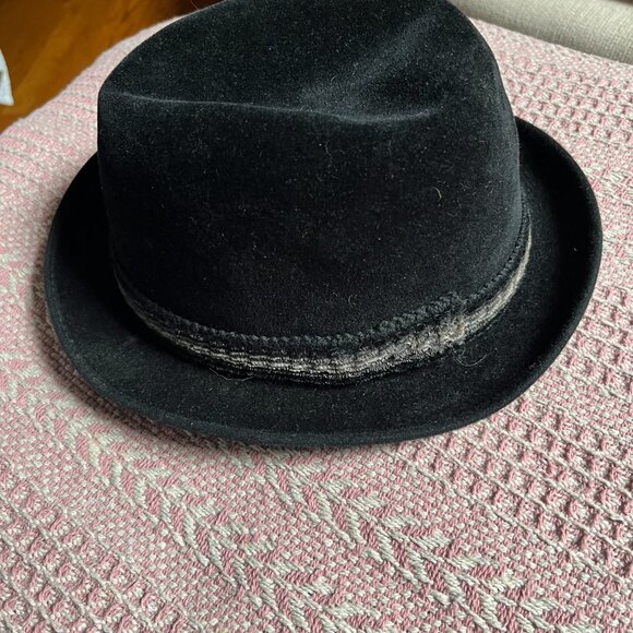 Dunlap Supreme | Accessories | Vintage Dunlap Supreme Black Velour Hat ...